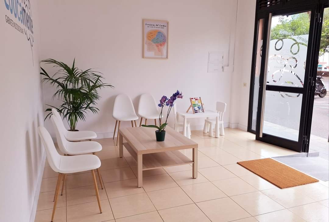 Nuestro centro - Educamente